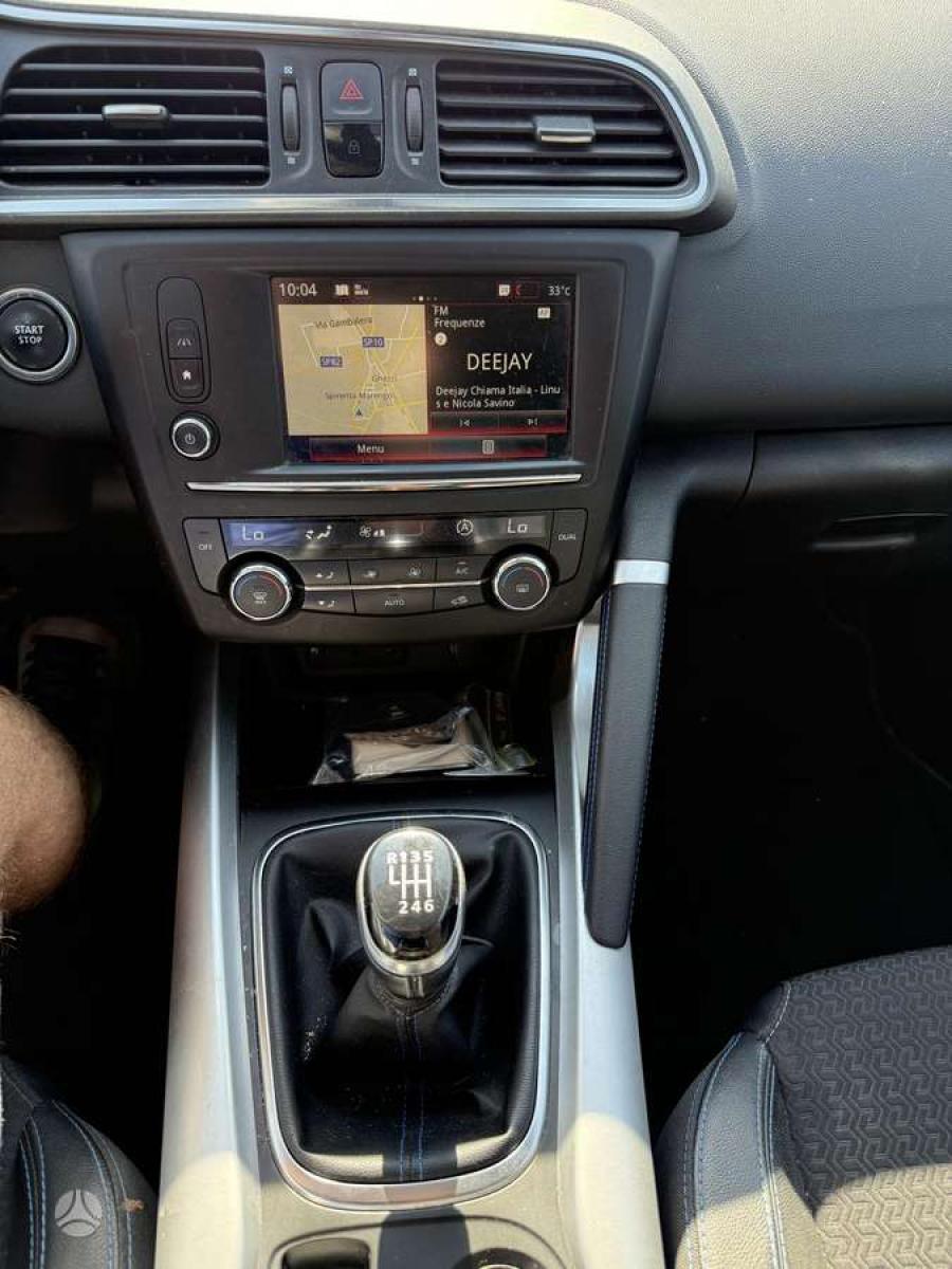 Серый Рено Kadjar 2018 в Шяуляй, объемом двигателя 1.46 л и пробегом 105 тыс. км за 9900 €, фото 10 на AUTOMOTO.COM.LV