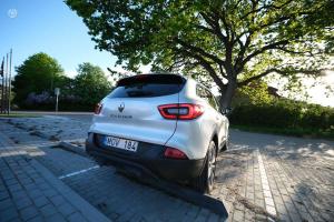 Grey Renault Kadjar 2018 in Klaipeda, with an engine capacity of 1.60 L and mileage of 305 thousand km for 8300 €, photo 4 on AUTOMOTO.COM.LV
