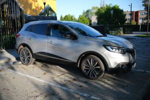Grey Renault Kadjar 2018 in Klaipeda, with an engine capacity of 1.60 L and mileage of 305 thousand km for 8300 €, photo 7 on AUTOMOTO.COM.LV