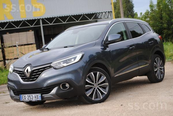 Pelēks Renault Kadjar 2018 Rīga, ar dzinēja tilpumu 1.60 L un nobraukumu 206 tūkst. km par 10990 €, foto 1 vietnē AUTOMOTO.COM.LV