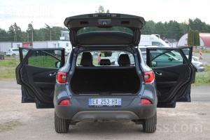 Grey Renault Kadjar 2018 in Riga, with an engine capacity of 1.60 L and mileage of 206 thousand km for 10990 €, photo 9 on AUTOMOTO.COM.LV
