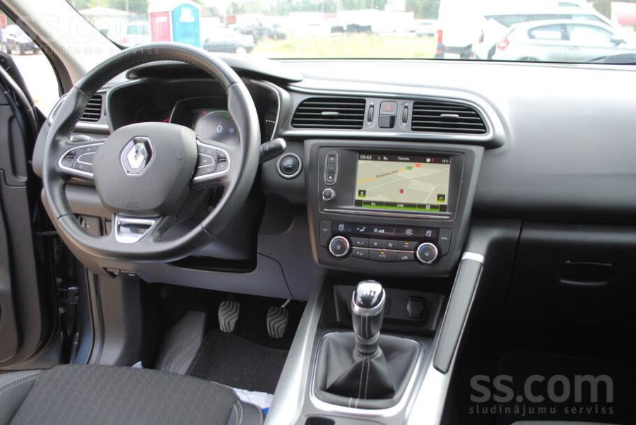 Grey Renault Kadjar 2018 in Riga, with an engine capacity of 1.60 L and mileage of 206 thousand km for 10990 €, photo 18 on AUTOMOTO.COM.LV