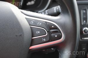 Grey Renault Kadjar 2018 in Riga, with an engine capacity of 1.60 L and mileage of 206 thousand km for 10990 €, photo 36 on AUTOMOTO.COM.LV