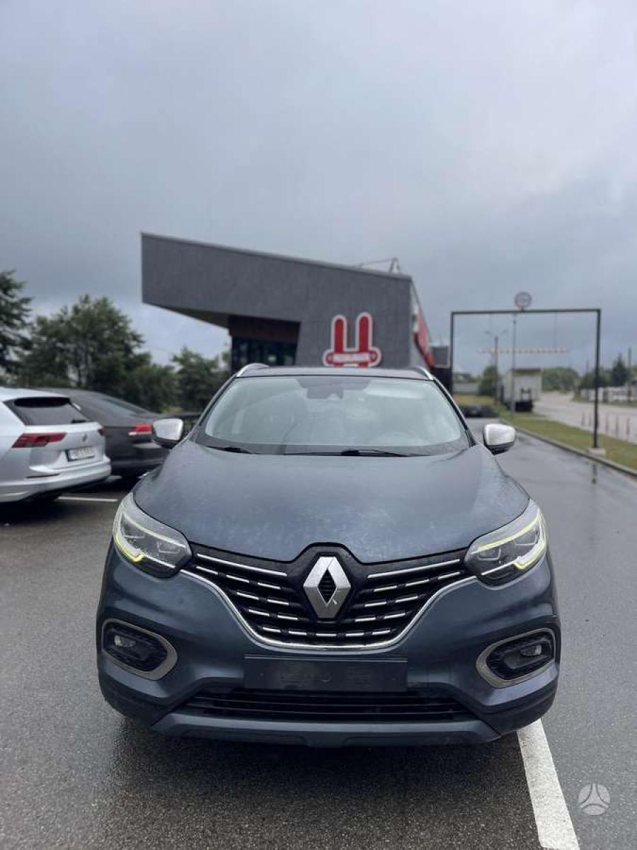 Grey Renault Kadjar 2019 in Vilnius, with an engine capacity of 1.46 L and mileage of 146 thousand km for 14036 €, photo 4 on AUTOMOTO.COM.LV