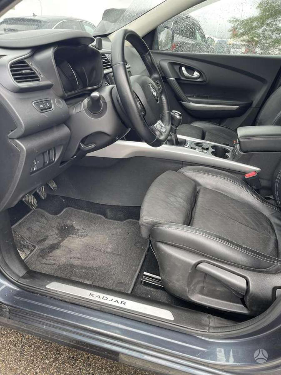 Grey Renault Kadjar 2019 in Vilnius, with an engine capacity of 1.46 L and mileage of 146 thousand km for 14036 €, photo 14 on AUTOMOTO.COM.LV