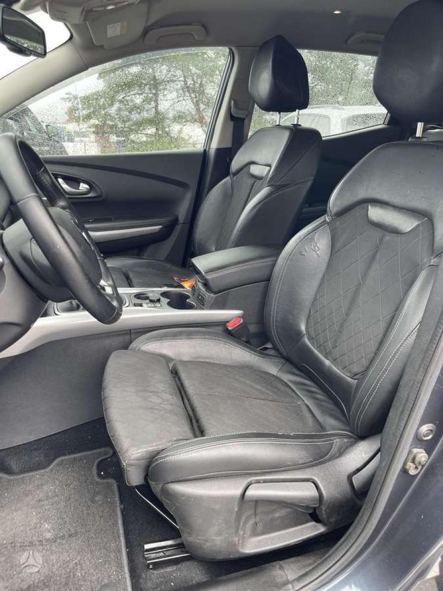Grey Renault Kadjar 2019 in Vilnius, with an engine capacity of 1.46 L and mileage of 146 thousand km for 14036 €, photo 15 on AUTOMOTO.COM.LV