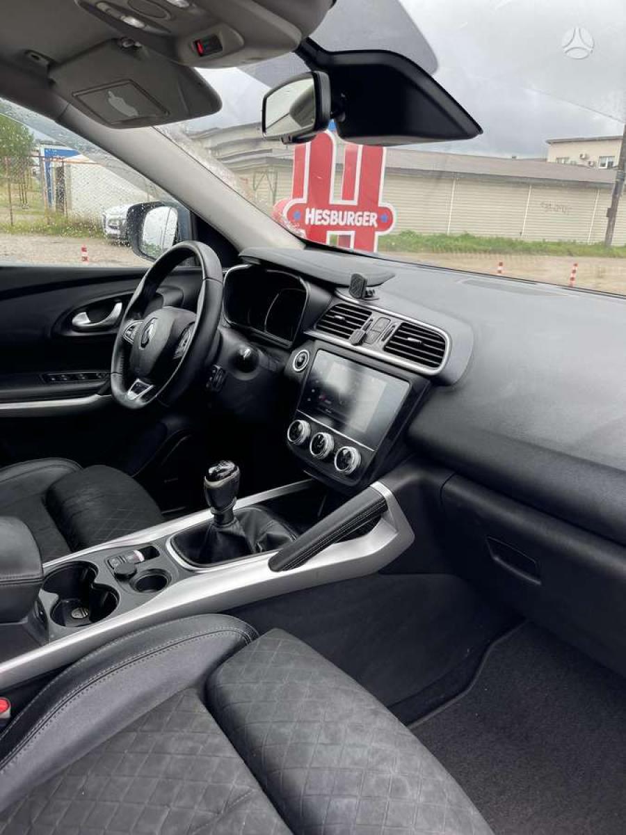 Grey Renault Kadjar 2019 in Vilnius, with an engine capacity of 1.46 L and mileage of 146 thousand km for 14036 €, photo 21 on AUTOMOTO.COM.LV
