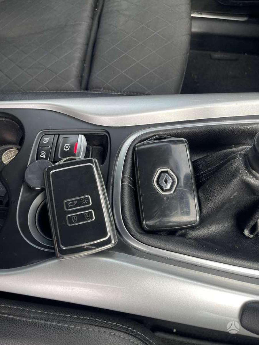 Grey Renault Kadjar 2019 in Vilnius, with an engine capacity of 1.46 L and mileage of 146 thousand km for 14036 €, photo 30 on AUTOMOTO.COM.LV