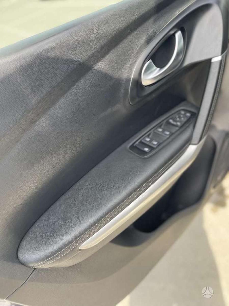 Серый Рено Kadjar 2019 в Вильнюс, объемом двигателя 1.46 л и пробегом 146 тыс. км за 13915 €, фото 12 на AUTOMOTO.COM.LV