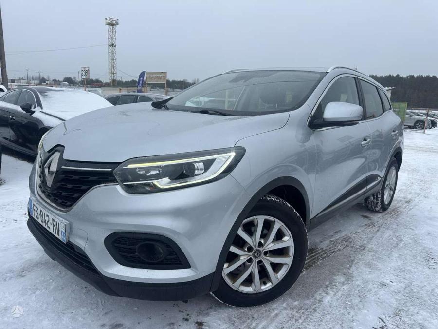Grey Renault Kadjar 2020 in Vilnius, with an engine capacity of 1.46 L and mileage of 168 thousand km for 13067 €, photo 1 on AUTOMOTO.COM.LV