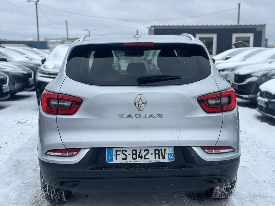 Grey Renault Kadjar 2020 in Vilnius, with an engine capacity of 1.46 L and mileage of 168 thousand km for 13067 €, photo 5 on AUTOMOTO.COM.LV