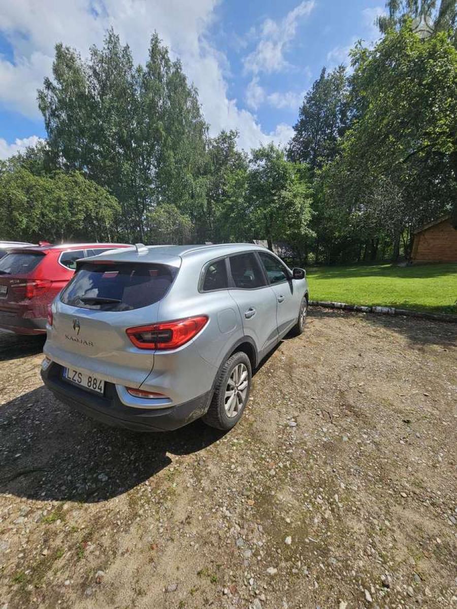 Pelēks Renault Kadjar 2020 Viļņa, ar dzinēja tilpumu 1.46 L un nobraukumu 129 tūkst. km par 11900 €, foto 8 vietnē AUTOMOTO.COM.LV