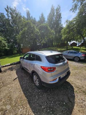 Pelēks Renault Kadjar 2020 Viļņa, ar dzinēja tilpumu 1.46 L un nobraukumu 129 tūkst. km par 11900 €, foto 9 vietnē AUTOMOTO.COM.LV