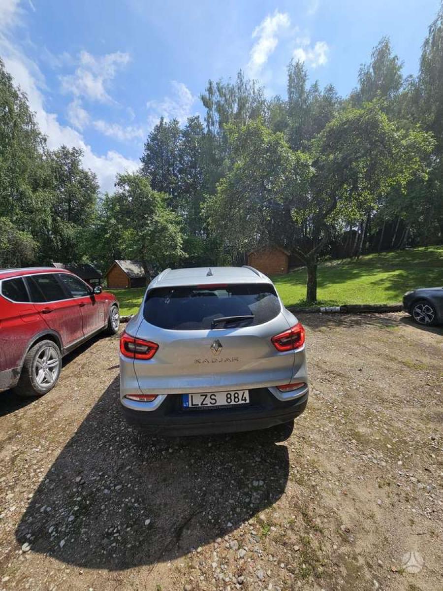Pelēks Renault Kadjar 2020 Viļņa, ar dzinēja tilpumu 1.46 L un nobraukumu 129 tūkst. km par 11900 €, foto 10 vietnē AUTOMOTO.COM.LV