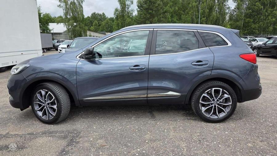 Grey Renault Kadjar 2020 in Taurage, with an engine capacity of 1.46 L and mileage of 140 thousand km for 11800 €, photo 7 on AUTOMOTO.COM.LV