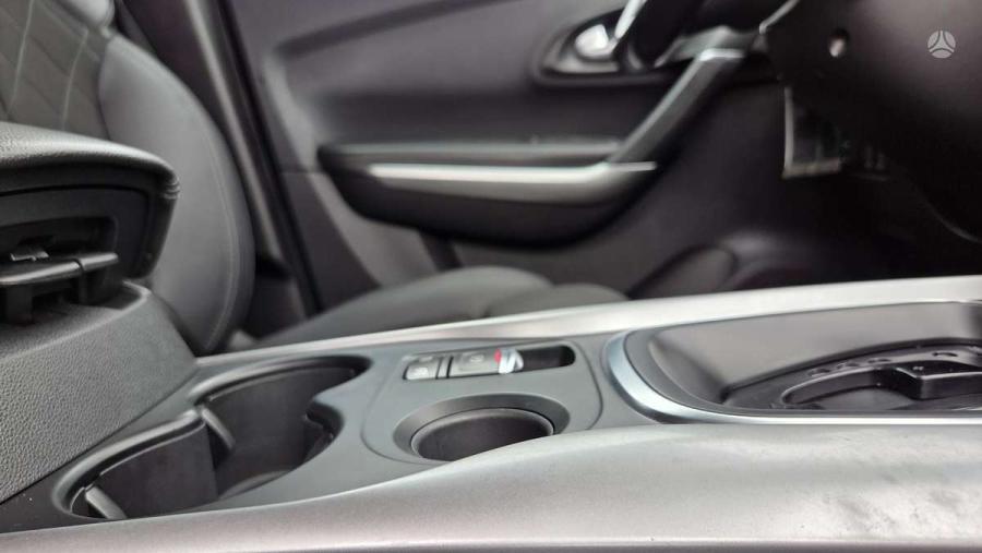 Grey Renault Kadjar 2020 in Taurage, with an engine capacity of 1.46 L and mileage of 140 thousand km for 11800 €, photo 26 on AUTOMOTO.COM.LV