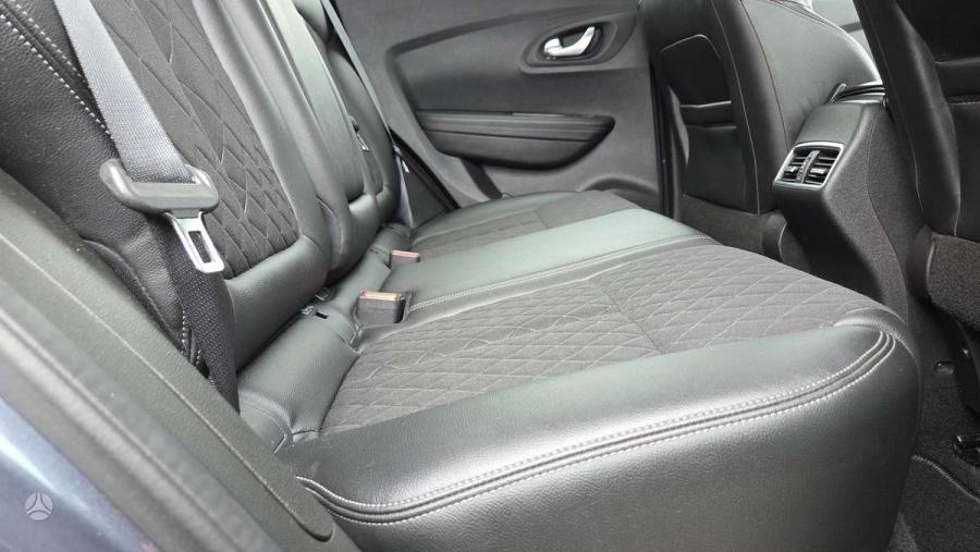 Grey Renault Kadjar 2020 in Taurage, with an engine capacity of 1.46 L and mileage of 140 thousand km for 11800 €, photo 33 on AUTOMOTO.COM.LV