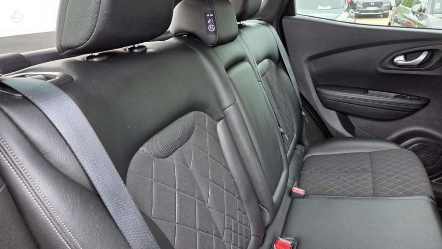 Grey Renault Kadjar 2020 in Taurage, with an engine capacity of 1.46 L and mileage of 140 thousand km for 11800 €, photo 35 on AUTOMOTO.COM.LV