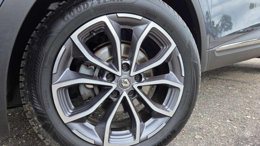 Grey Renault Kadjar 2020 in Taurage, with an engine capacity of 1.46 L and mileage of 140 thousand km for 11800 €, photo 41 on AUTOMOTO.COM.LV