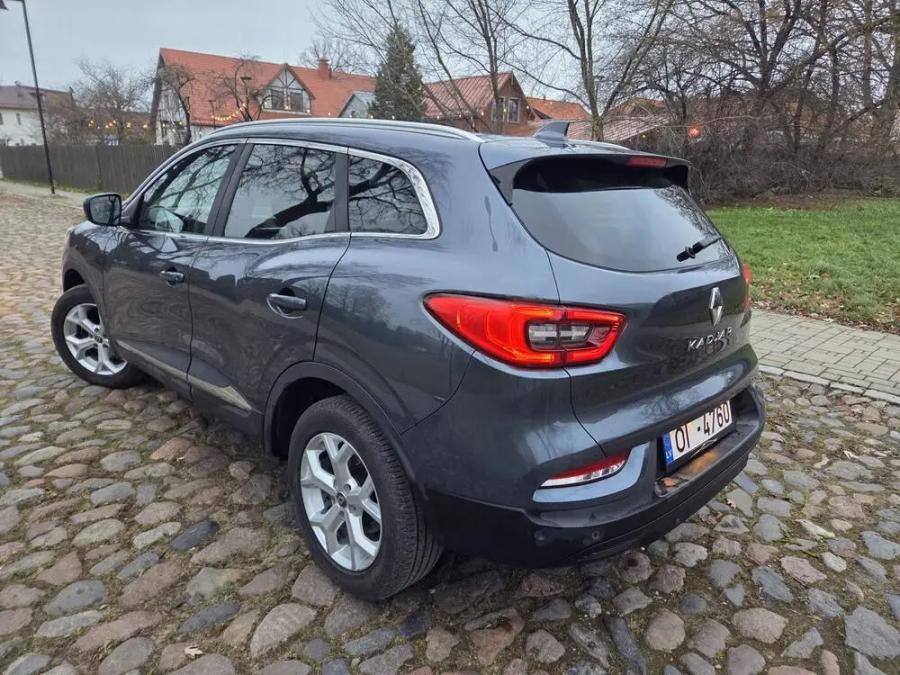 Pelēks Renault Kadjar 2020 Jelgava, ar dzinēja tilpumu 1.50 L un nobraukumu 135 tūkst. km par 12900 €, foto 5 vietnē AUTOMOTO.COM.LV