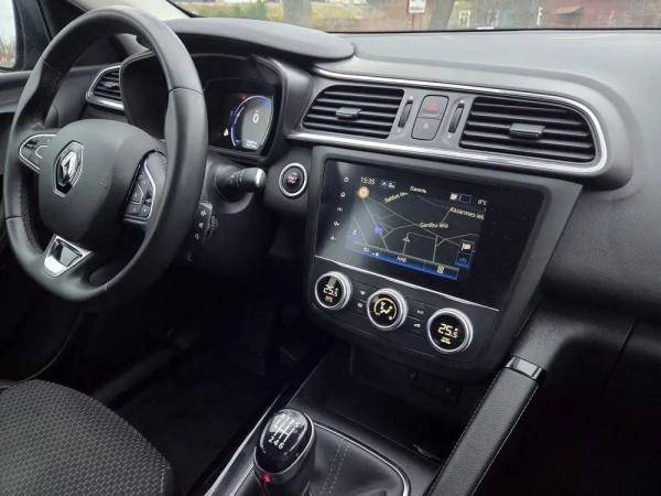 Grey Renault Kadjar 2020 in Jelgava, with an engine capacity of 1.50 L and mileage of 135 thousand km for 12900 €, photo 8 on AUTOMOTO.COM.LV