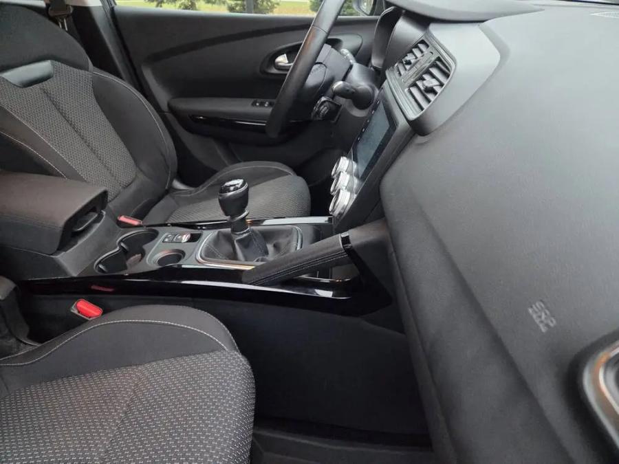 Pelēks Renault Kadjar 2020 Jelgava, ar dzinēja tilpumu 1.50 L un nobraukumu 135 tūkst. km par 12900 €, foto 11 vietnē AUTOMOTO.COM.LV