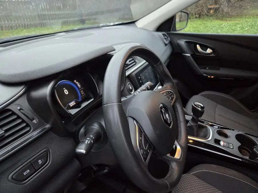 Pelēks Renault Kadjar 2020 Jelgava, ar dzinēja tilpumu 1.50 L un nobraukumu 135 tūkst. km par 12900 €, foto 16 vietnē AUTOMOTO.COM.LV