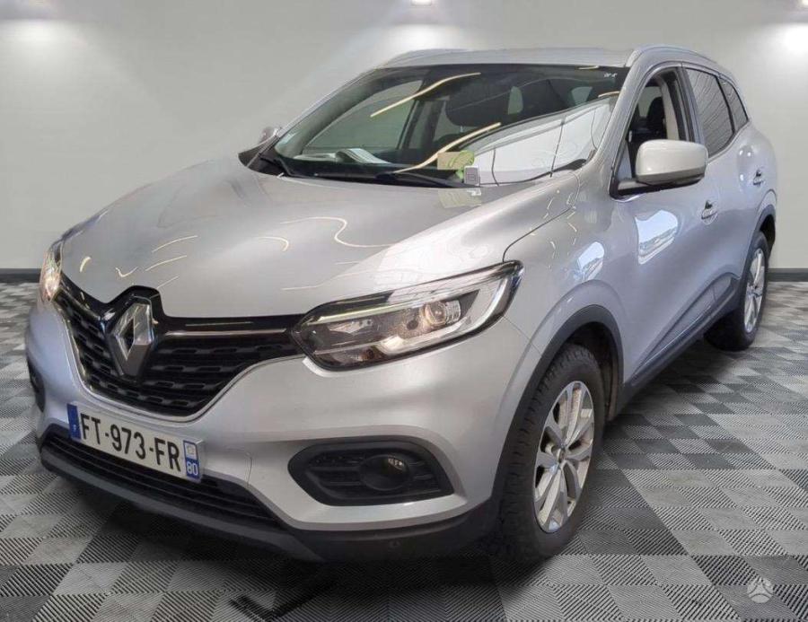 Grey Renault Kadjar 2020 in Vilnius, with an engine capacity of 1.46 L and mileage of 188 thousand km for 12099 €, photo 1 on AUTOMOTO.COM.LV
