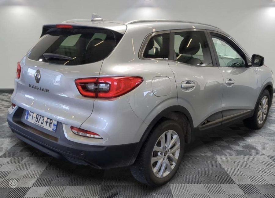 Grey Renault Kadjar 2020 in Vilnius, with an engine capacity of 1.46 L and mileage of 188 thousand km for 12099 €, photo 4 on AUTOMOTO.COM.LV