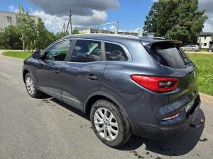 Grey Renault Kadjar 2020 in Vilnius, with an engine capacity of 1.46 L and mileage of 220 thousand km for 11800 €, photo 5 on AUTOMOTO.COM.LV