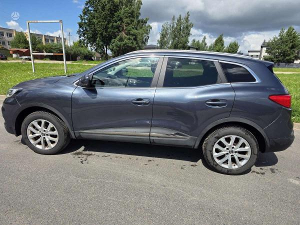Pelēks Renault Kadjar 2020 Viļņa, ar dzinēja tilpumu 1.46 L un nobraukumu 220 tūkst. km par 11800 €, foto 5 vietnē AUTOMOTO.COM.LV
