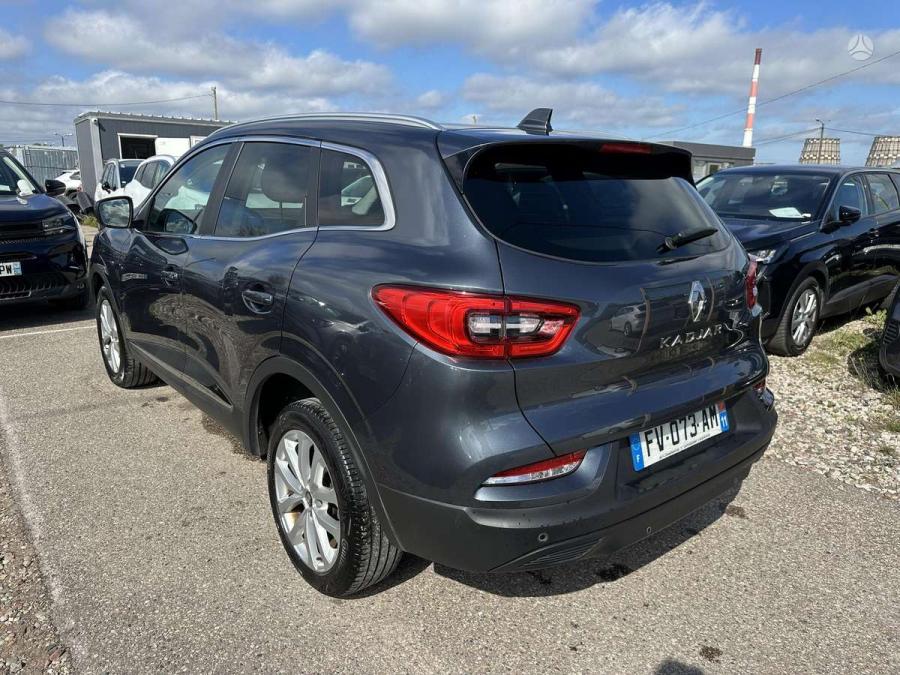Grey Renault Kadjar 2020 in Vilnius, with an engine capacity of 1.46 L and mileage of 195 thousand km for 11494 €, photo 5 on AUTOMOTO.COM.LV