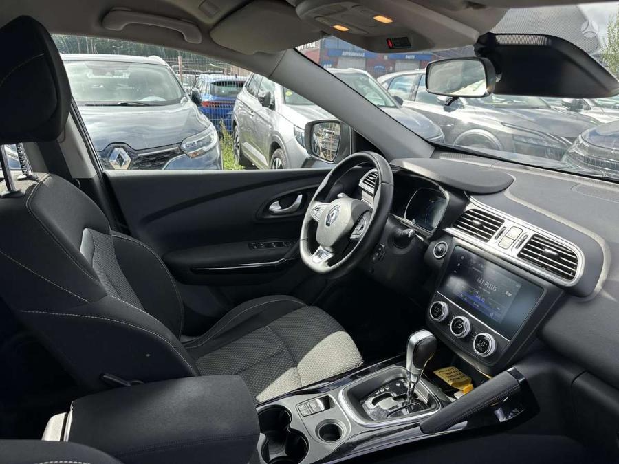 Grey Renault Kadjar 2020 in Vilnius, with an engine capacity of 1.46 L and mileage of 195 thousand km for 11494 €, photo 20 on AUTOMOTO.COM.LV