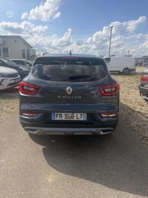 Pelēks Renault Kadjar 2020 Viļņa, ar dzinēja tilpumu 1.46 L un nobraukumu 200 tūkst. km par 10950 €, foto 6 vietnē AUTOMOTO.COM.LV