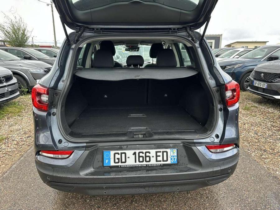 Pelēks Renault Kadjar 2021 Viļņa, ar dzinēja tilpumu 1.46 L un nobraukumu 186 tūkst. km par 13672 €, foto 9 vietnē AUTOMOTO.COM.LV