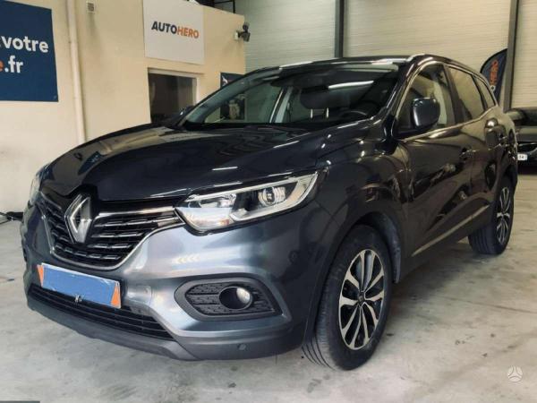 Grey Renault Kadjar 2022 in Vilnius, with an engine capacity of 1.46 L and mileage of 200 thousand km for 12200 €, photo 1 on AUTOMOTO.COM.LV