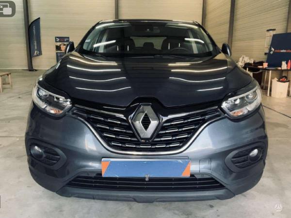 Grey Renault Kadjar 2022 in Vilnius, with an engine capacity of 1.46 L and mileage of 200 thousand km for 12200 €, photo 2 on AUTOMOTO.COM.LV