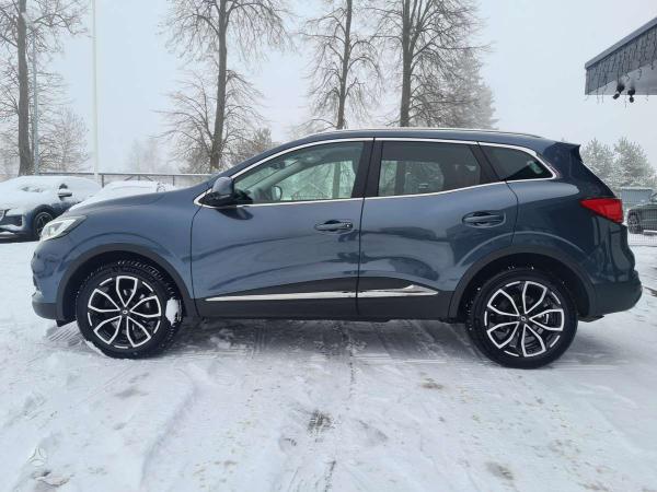 Grey Renault Kadjar 2022 in Siauliai, with an engine capacity of 1.33 L and mileage of 168 thousand km for 15718 €, photo 4 on AUTOMOTO.COM.LV