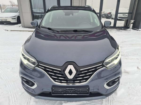 Grey Renault Kadjar 2022 in Siauliai, with an engine capacity of 1.33 L and mileage of 168 thousand km for 15718 €, photo 9 on AUTOMOTO.COM.LV