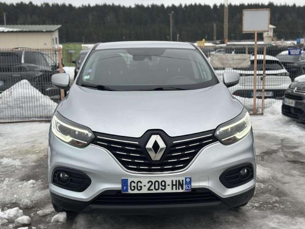 Pelēks Renault Kadjar 2022 Viļņa, ar dzinēja tilpumu 1.33 L un nobraukumu 170 tūkst. km par 14277 €, foto 2 vietnē AUTOMOTO.COM.LV