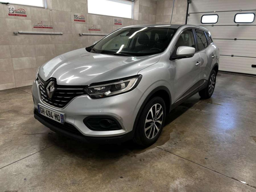 Pelēks Renault Kadjar 2022 Marijampole, ar dzinēja tilpumu 1.33 L un nobraukumu 104 tūkst. km par 14762 €, foto 1 vietnē AUTOMOTO.COM.LV