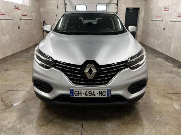 Grey Renault Kadjar 2022 in Marijampole, with an engine capacity of 1.33 L and mileage of 104 thousand km for 14762 €, photo 2 on AUTOMOTO.COM.LV