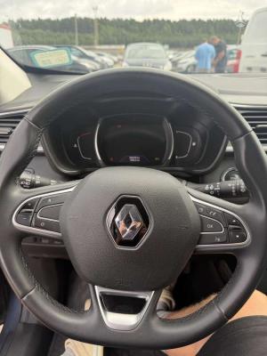 Grey Renault Kadjar 2022 in Vilnius, with an engine capacity of 1.46 L and mileage of 180 thousand km for 11950 €, photo 13 on AUTOMOTO.COM.LV