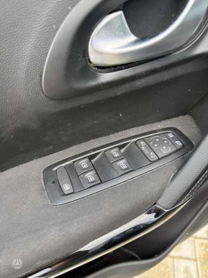 Grey Renault Kadjar 2022 in Taurage, with an engine capacity of 1.33 L and mileage of 103 thousand km for 12947 €, photo 20 on AUTOMOTO.COM.LV