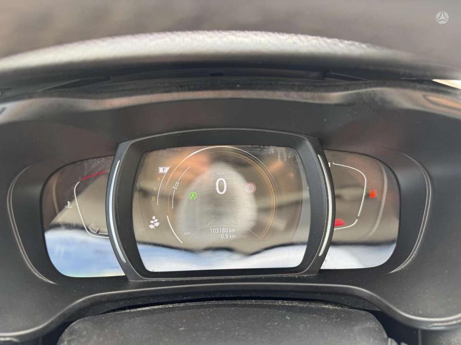 Grey Renault Kadjar 2022 in Taurage, with an engine capacity of 1.33 L and mileage of 103 thousand km for 12947 €, photo 21 on AUTOMOTO.COM.LV
