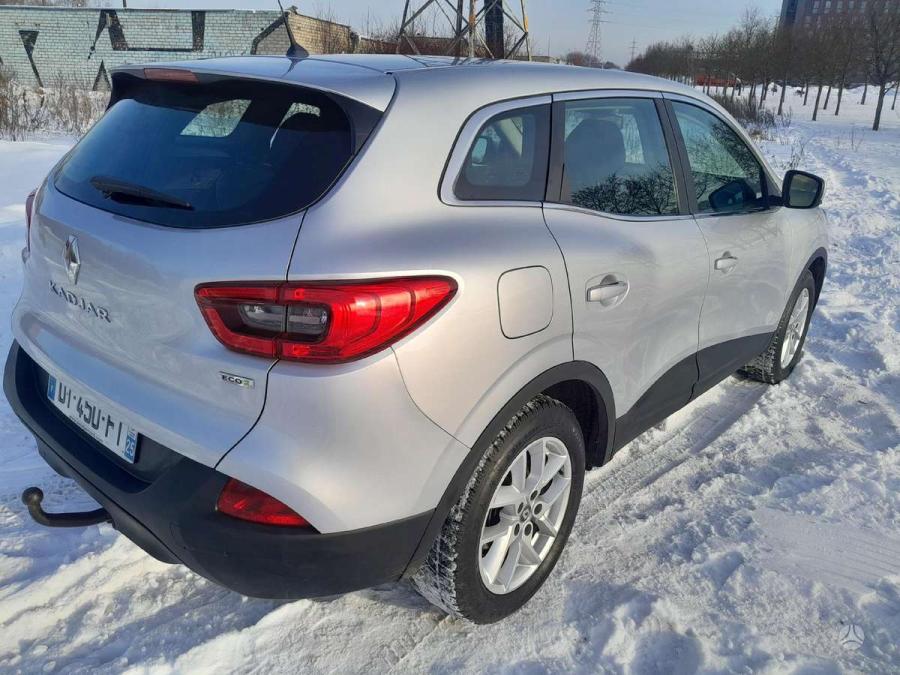 Grey Renault Kadjar 2015 in Kaunas, with an engine capacity of 1.50 L and mileage of 205 thousand km for 7700 €, photo 3 on AUTOMOTO.COM.LV