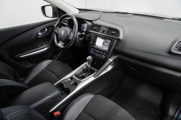 Pelēks Renault Kadjar 2019 Tallina, ar dzinēja tilpumu 1.20 L un nobraukumu 95 tūkst. km par 10900 €, foto 8 vietnē AUTOMOTO.COM.LV