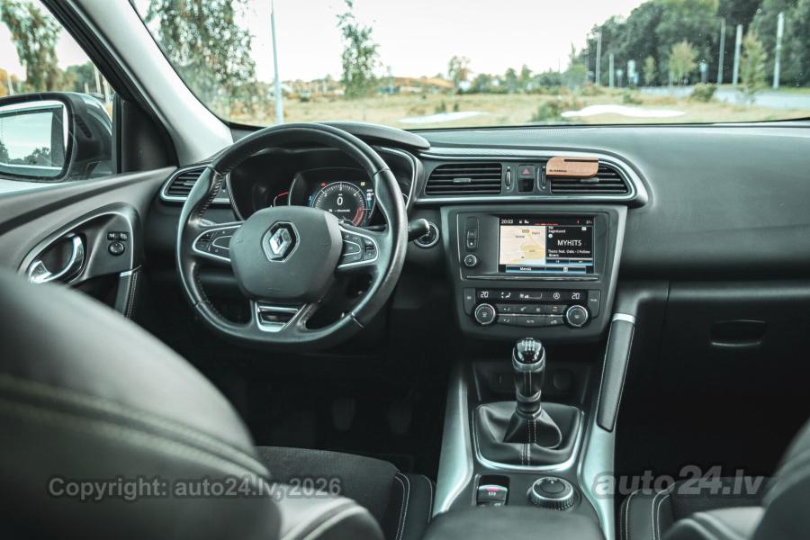 Pelēks Renault Kadjar 2016 Tartu, ar dzinēja tilpumu 1.60 L un nobraukumu 250 tūkst. km par 6999 €, foto 10 vietnē AUTOMOTO.COM.LV