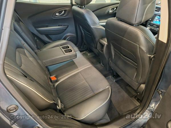 Grey Renault Kadjar 2017 in Tartu, with an engine capacity of 1.50 L and mileage of 216 thousand km for 9990 €, photo 10 on AUTOMOTO.COM.LV