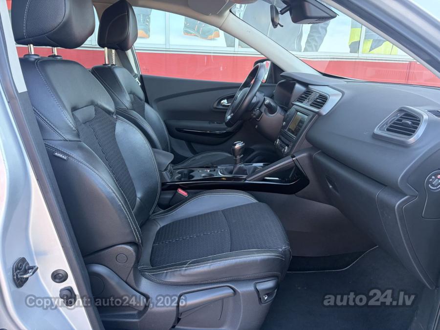 Серый Рено Kadjar 2018 в Вильянди, объемом двигателя 1.20 л и пробегом 146 тыс. км за 9890 €, фото 8 на AUTOMOTO.COM.LV
